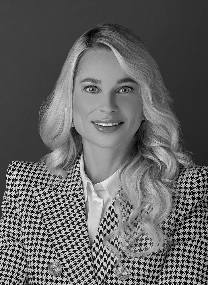 Alena Graff | Miami Beach | ONE Sotheby's International Realty