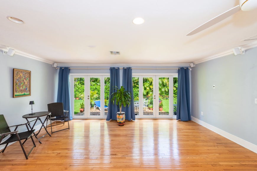 1414 Lisbon St, Coral Gables, FL 33134