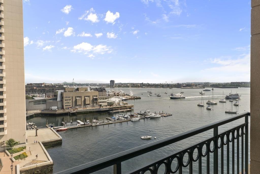 Luxury Residences at Rowes Wharf Boston Waterfront
