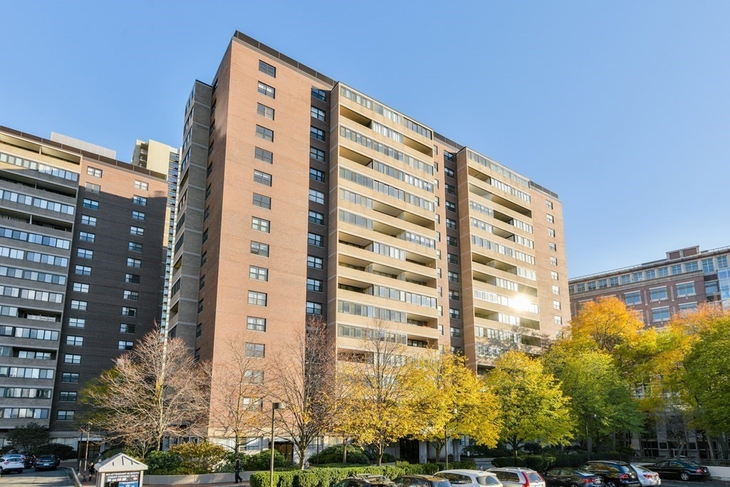 Hawthorne Place Condos West End Boston