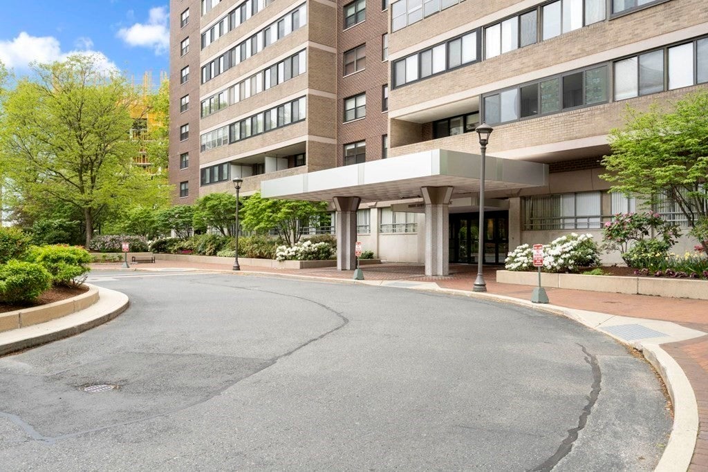 Hawthorne Place Condos West End Boston