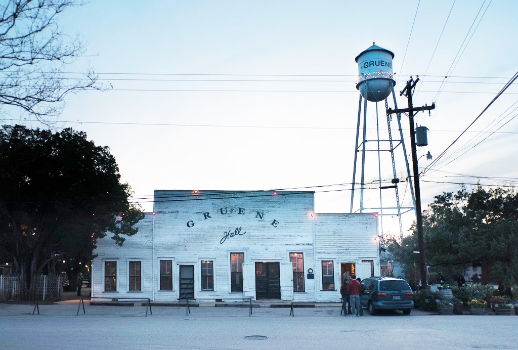 How to Spend a (Holiday) Weekend in Gruene, Texas