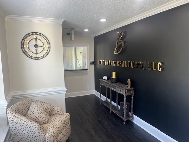 BenchMark Realtors LLC