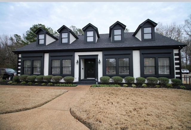 BenchMark Realtors LLC